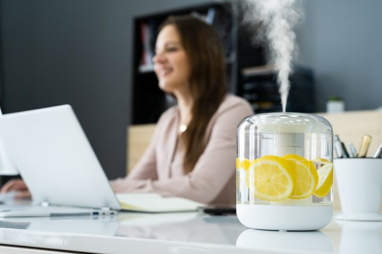 What Scents Reduce Stress and Enhance Office Productivity?